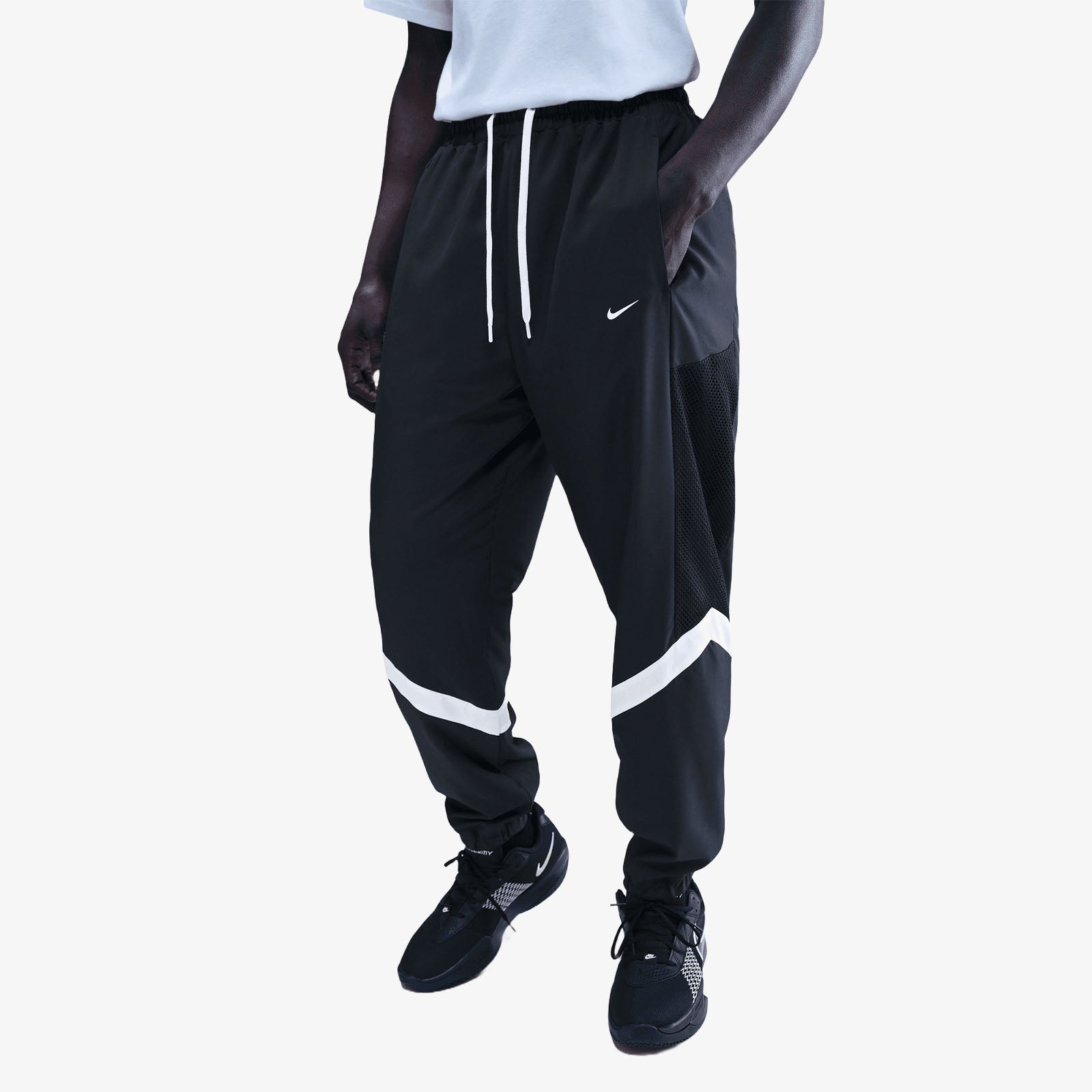 Icon Woven Basketball Trousers - Black – Throwback