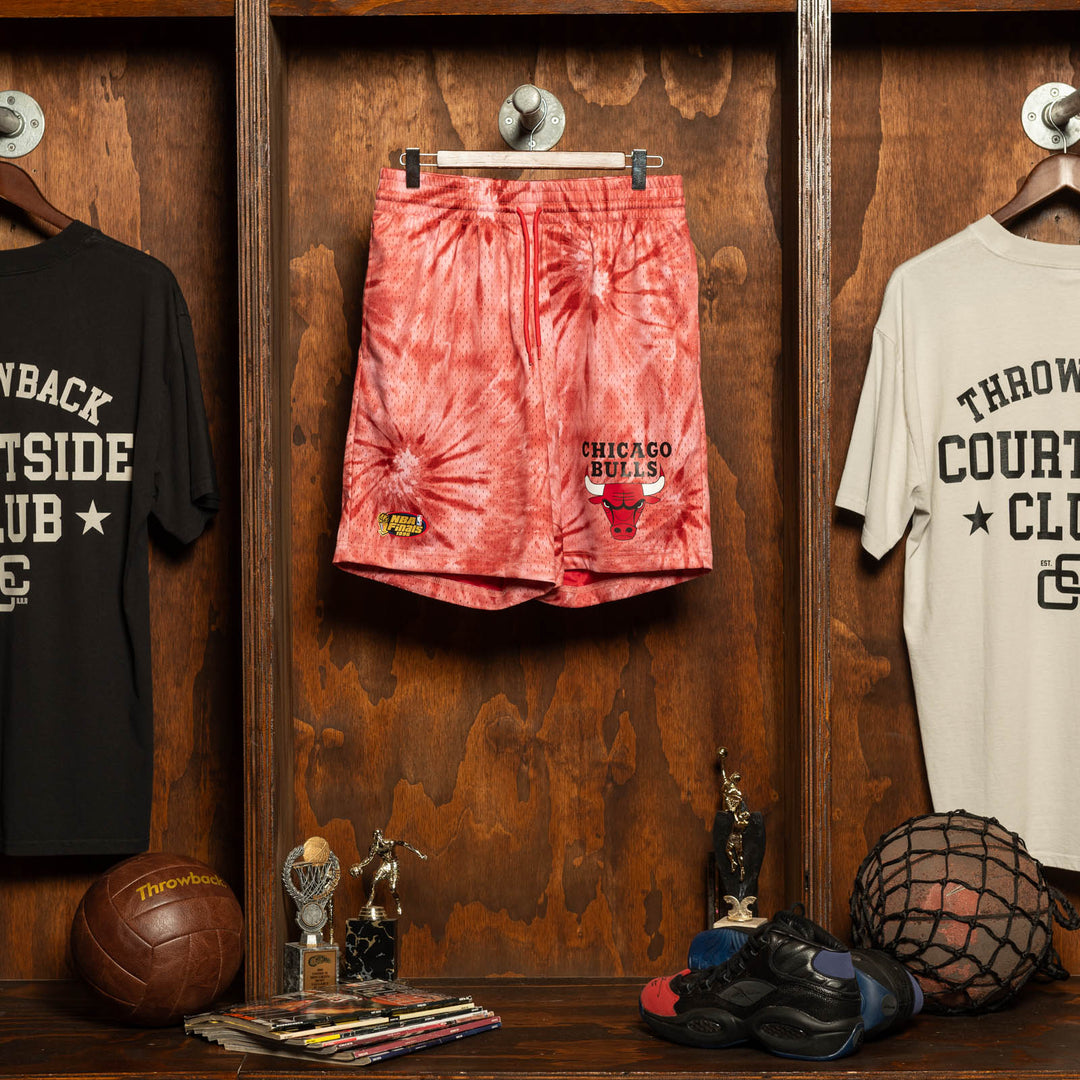 Official Chicago Bulls Merchandise | Throwback